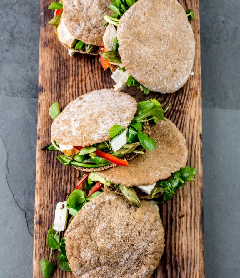 Shaorma cu burger vegetarian - FRoSTA.ro